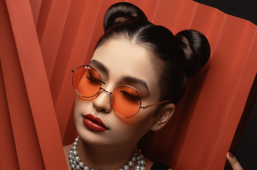 चश्मे के साथ कैसा हो मेकअप